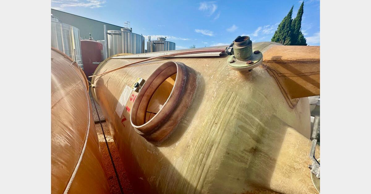 Fibreglass tank CMP - 120 HL 007227